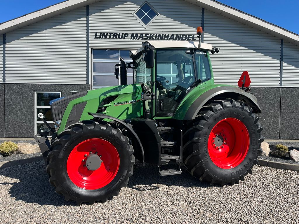 Traktorer 4 wd Fendt, 828 Profi model. Meget flot traktor med Maskinbladet