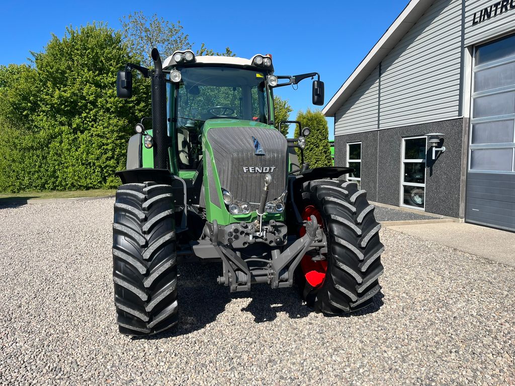 Traktorer 4 wd Fendt, 828 Profi model. Meget flot traktor med Maskinbladet