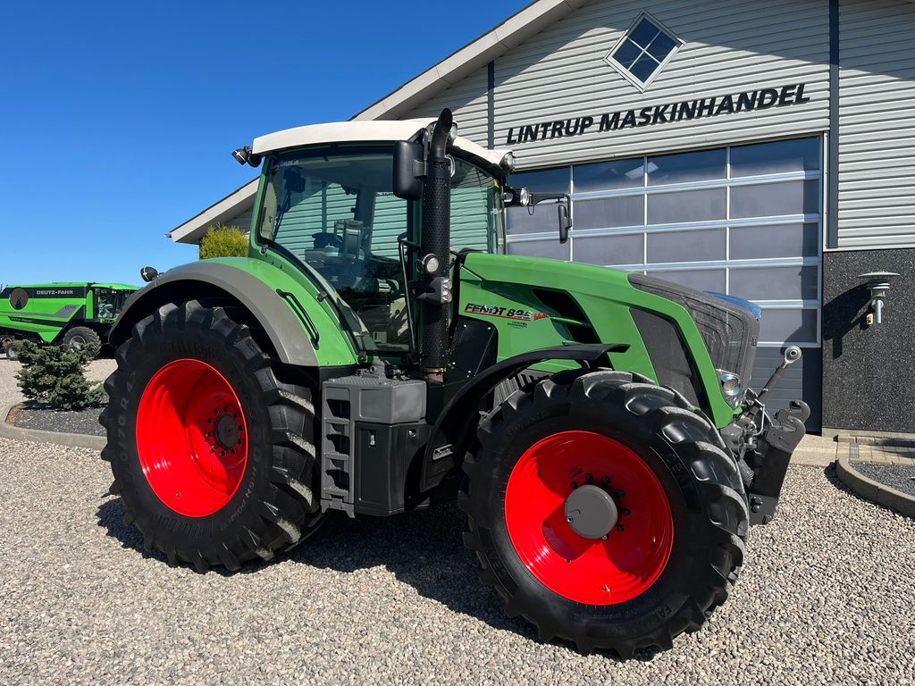 Traktorer 4 wd Fendt, 828 Profi model. Meget flot traktor med Maskinbladet
