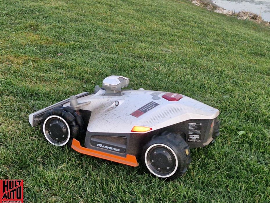 Robotklippere Luba, 2 AWD 5000X RTK Maskinbladet