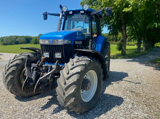 Traktorer 4 wd New Holland, 8670 Supersteer (2000) Maskinbladet