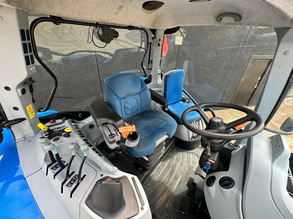 Traktorer 4 wd New Holland, T7.200 T7.200 (2015) Maskinbladet