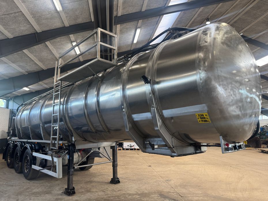 Gylletransport VM Tarm, 3 akslet Maskinbladet