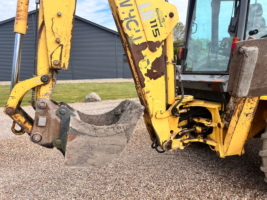Rendegravere New Holland, LB 115 Maskinbladet