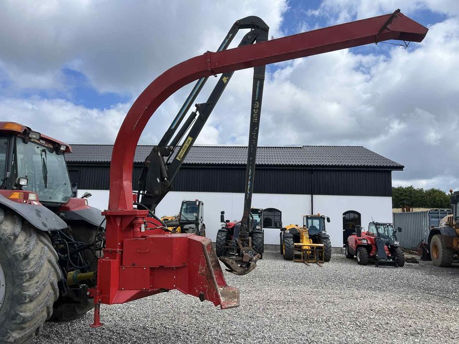 Flishugger Lindana, TP 270 Flishugger med Mowi Kran Maskinbladet