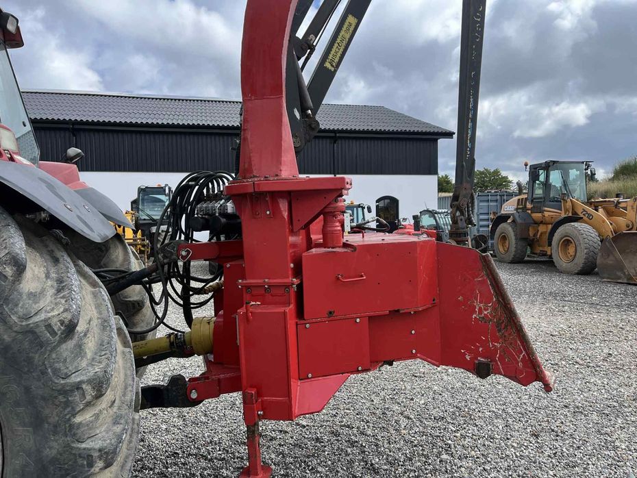 Flishugger Lindana, TP 270 Flishugger med Mowi Kran Maskinbladet