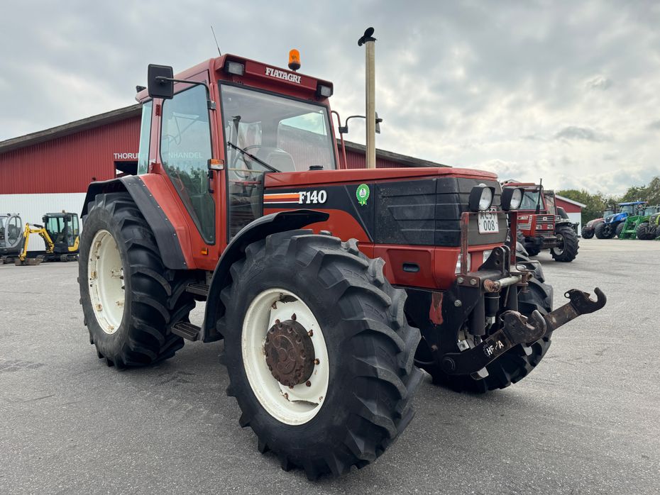 Traktorer 4 wd Fiat, F140 EKSTREM VELHOLDT OG ORIGINAL! (1994) Maskinbladet