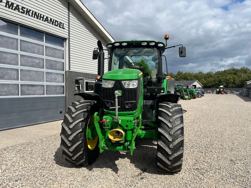 Traktorer 4 wd John Deere, 6175R Med frontlift og frontPTO samt ...