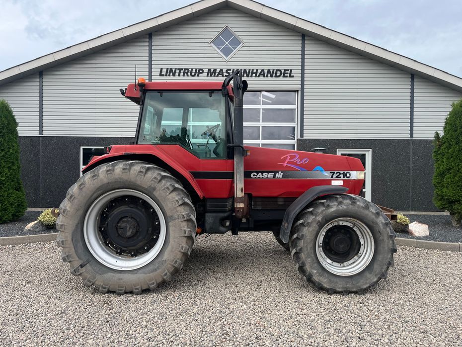 Traktorer 4 wd Case IH, Magnum 7210 PRO PRO model, og en ejers Maskinbladet
