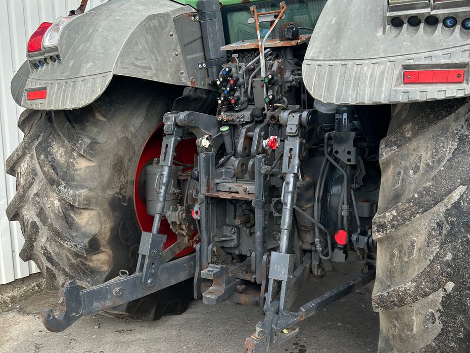 Traktorer 4 wd Fendt, 933 Vario Profi (2010) Maskinbladet