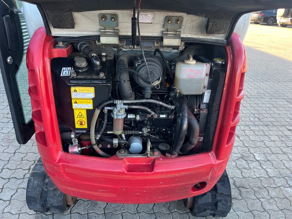 Minigravere Takeuchi, TB216 Hydraulisk hurtig skifte (2015) Maskinbladet