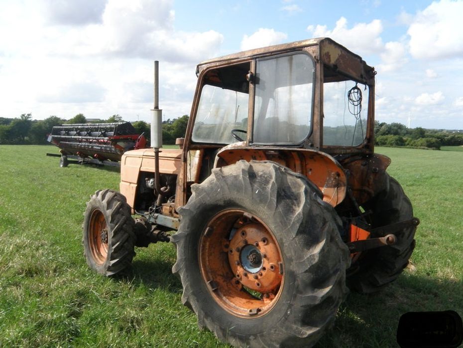 Traktorer 4 wd Fiat, 650 med frontlæsser og 615 4WD (1971) Maskinbladet