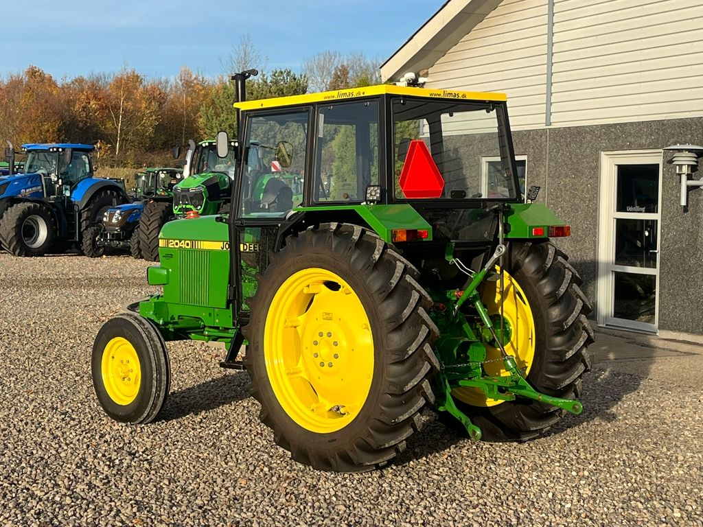 Traktorer 2 wd John Deere, 2040 Med nye dæk hele vejen rundt Maskinbladet