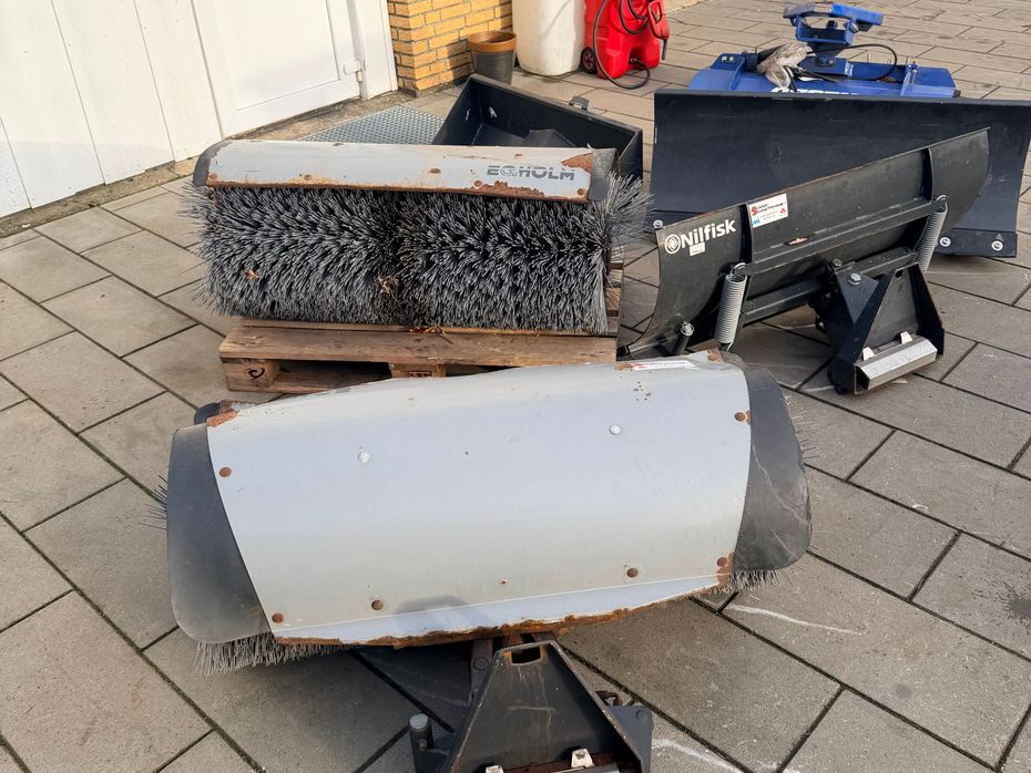 Knækstyrede Egholm, 2250 Redskab Maskinbladet