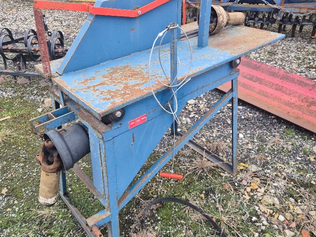 Brændesav Triumf, Rullebordssarv til Traktor type 3 (2002) Maskinbladet