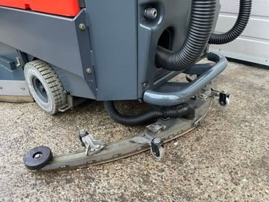 Gulvvaskemaskiner Hako, 910 Maskinbladet