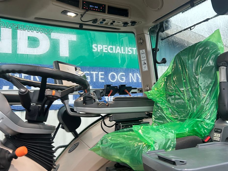 Traktorer 4 wd Fendt, 1042 Vario S4 Profi Plus VarioGrip (2017 ...