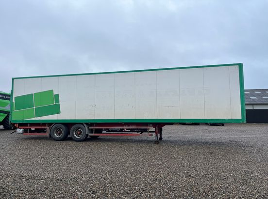 Anhængere og trailere Kel-Berg, Box trailer Med læsserampe i Maskinbladet