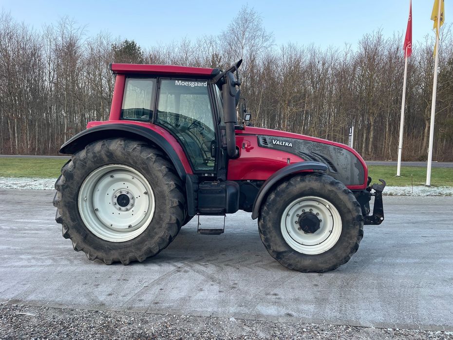 Traktorer 4 wd Valtra, T172 Versu (2010) Maskinbladet