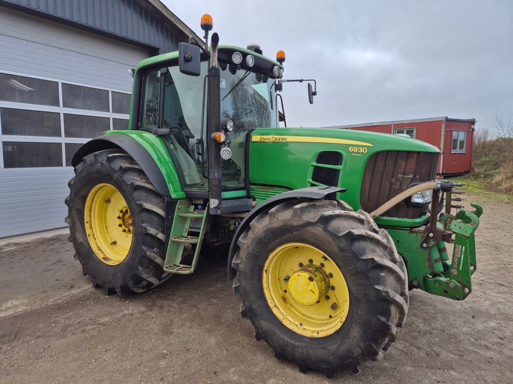 Traktorer 4 wd John Deere, 6930 Premium Autopower (2009) Maskinbladet