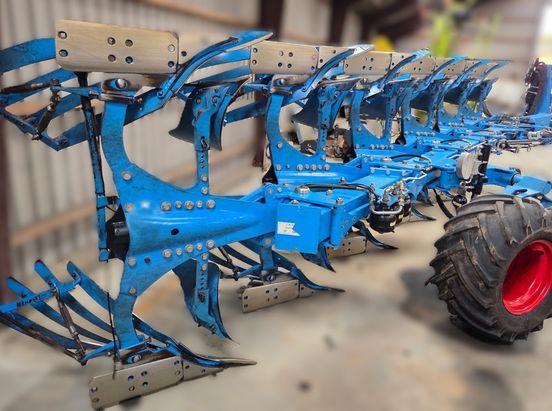 Vendeplove Lemken, JUWEL 10M - 6 furet Meget flot Gårdplov - Maskinbladet