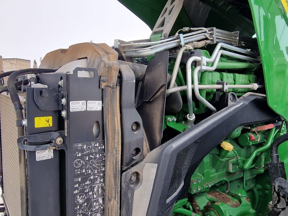 Traktorer 4 wd John Deere, 8R370 (2021) Maskinbladet